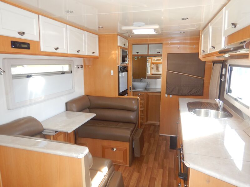 2014 Kokoda Caravan S/N 1767 | Warragul RV Centre Pty Ltd